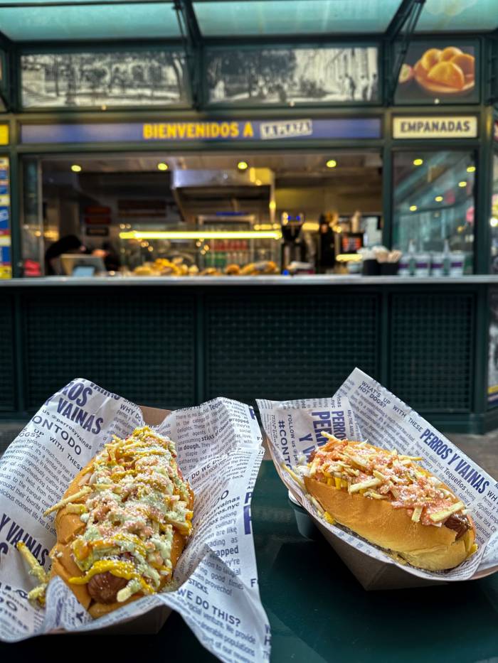 Shopping and Dining in the 34th Street District